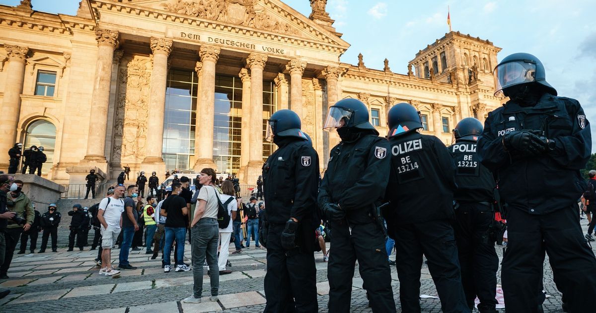 Germany coup plot unveiled as 25 members of far-right…