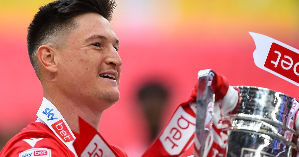 Joe Lolley lifts lid on Nottingham Forest exit as…