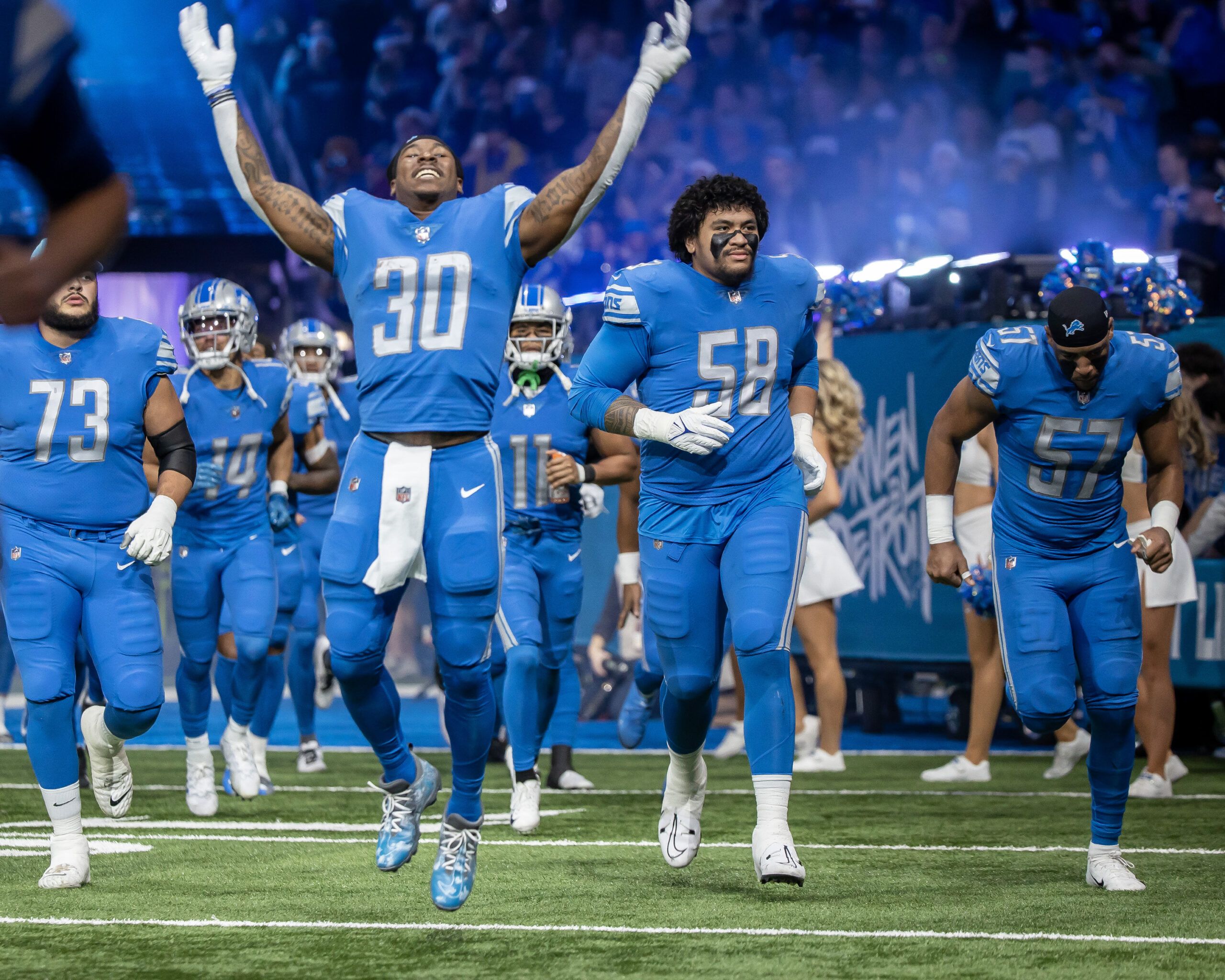 Look: Check out these top photos from the Lions Week…