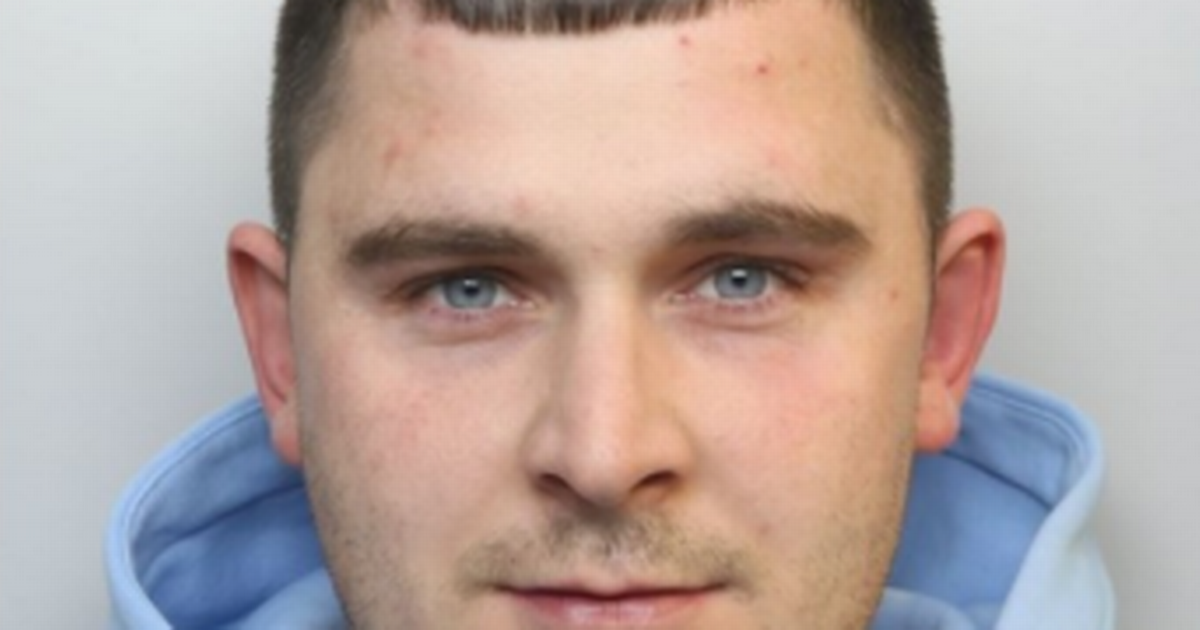 Dial 999 if you see Bristol man wanted in connection…