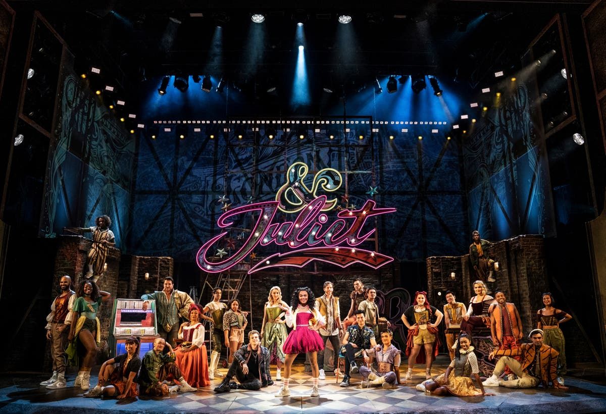 Broadway writer of '& Juliet' builds show with huge…