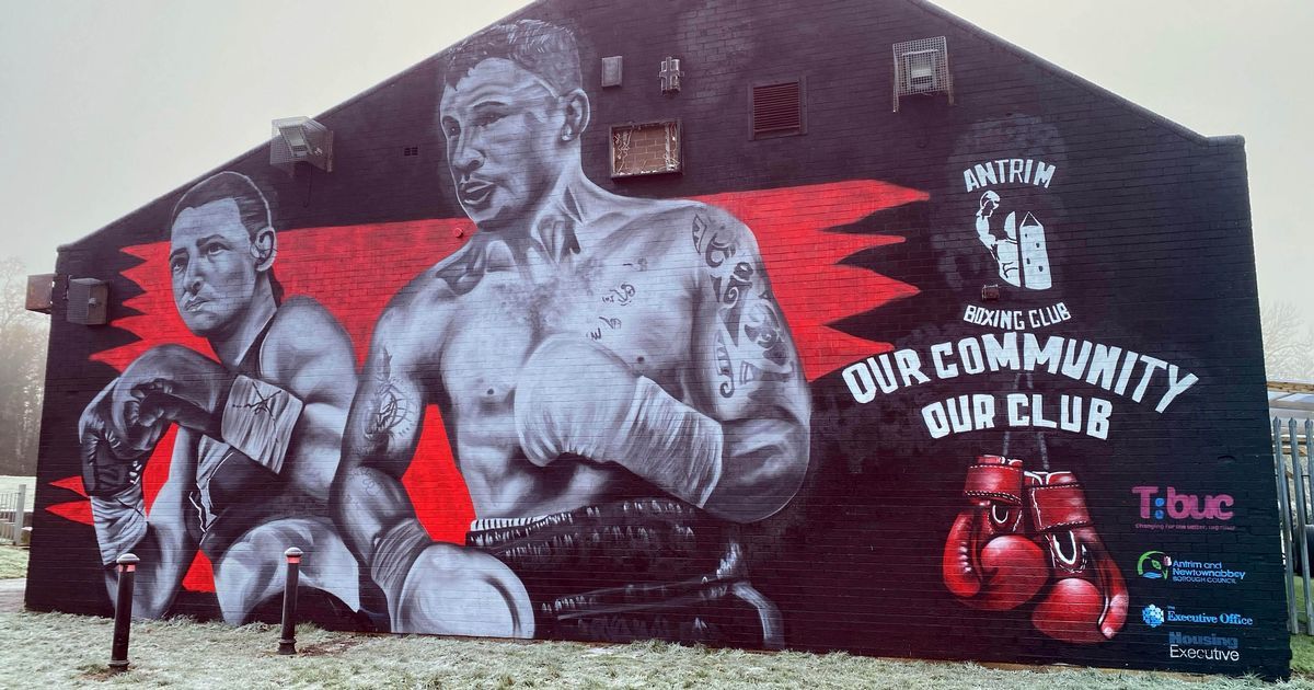 Carl Frampton hoping new mural can inspire young people Carl Frampton hoping new mural can inspire young people