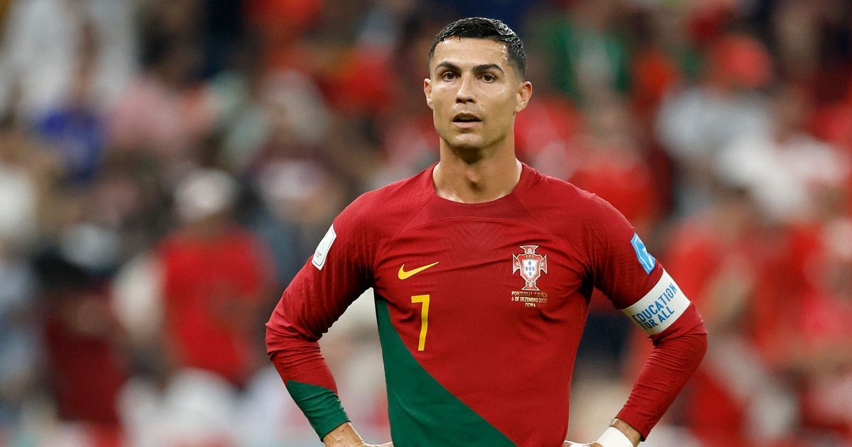 Cristiano Ronaldo sends Lionel Messi World Cup… Cristiano Ronaldo sends Lionel Messi World Cup…