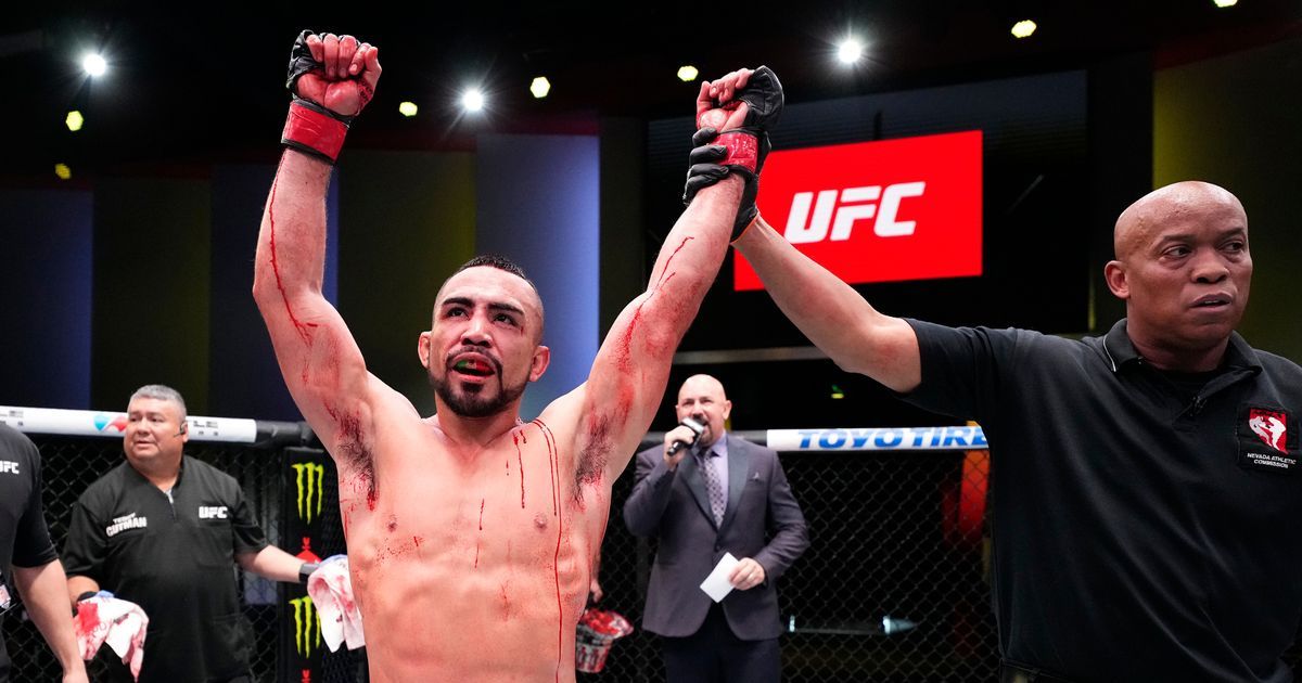 UFC fighter loses 20% of his blood after cutting…