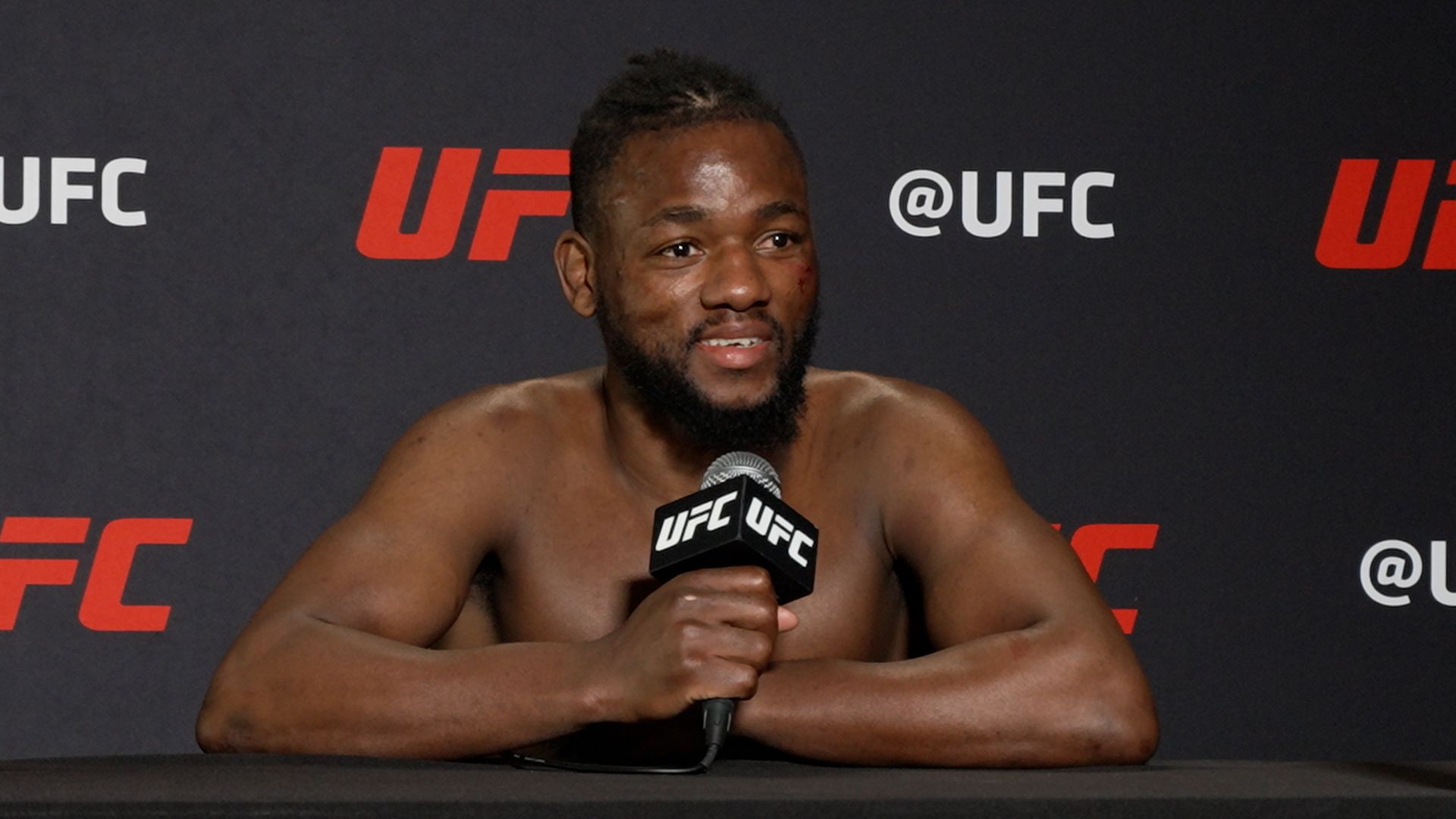 Manel Kape explains taunts during UFC Fight Night 216…