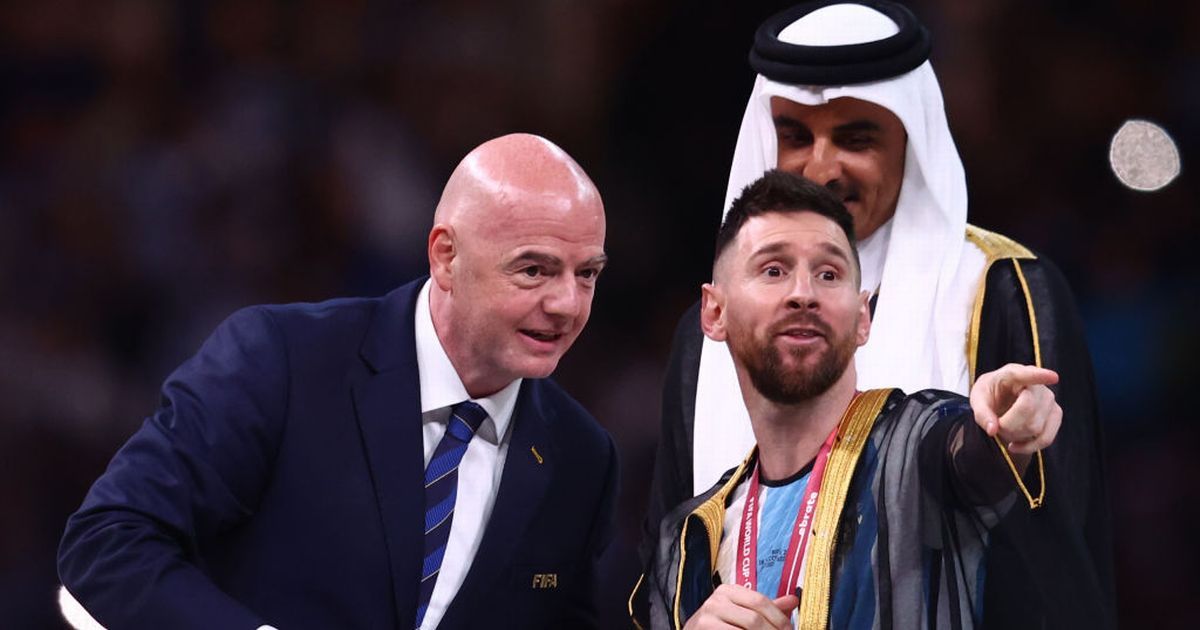 Lionel Messi World Cup robe explained as Kylian Mbappe…