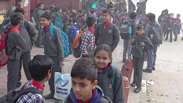 UP: School timings revised due to fog and cold wave,…