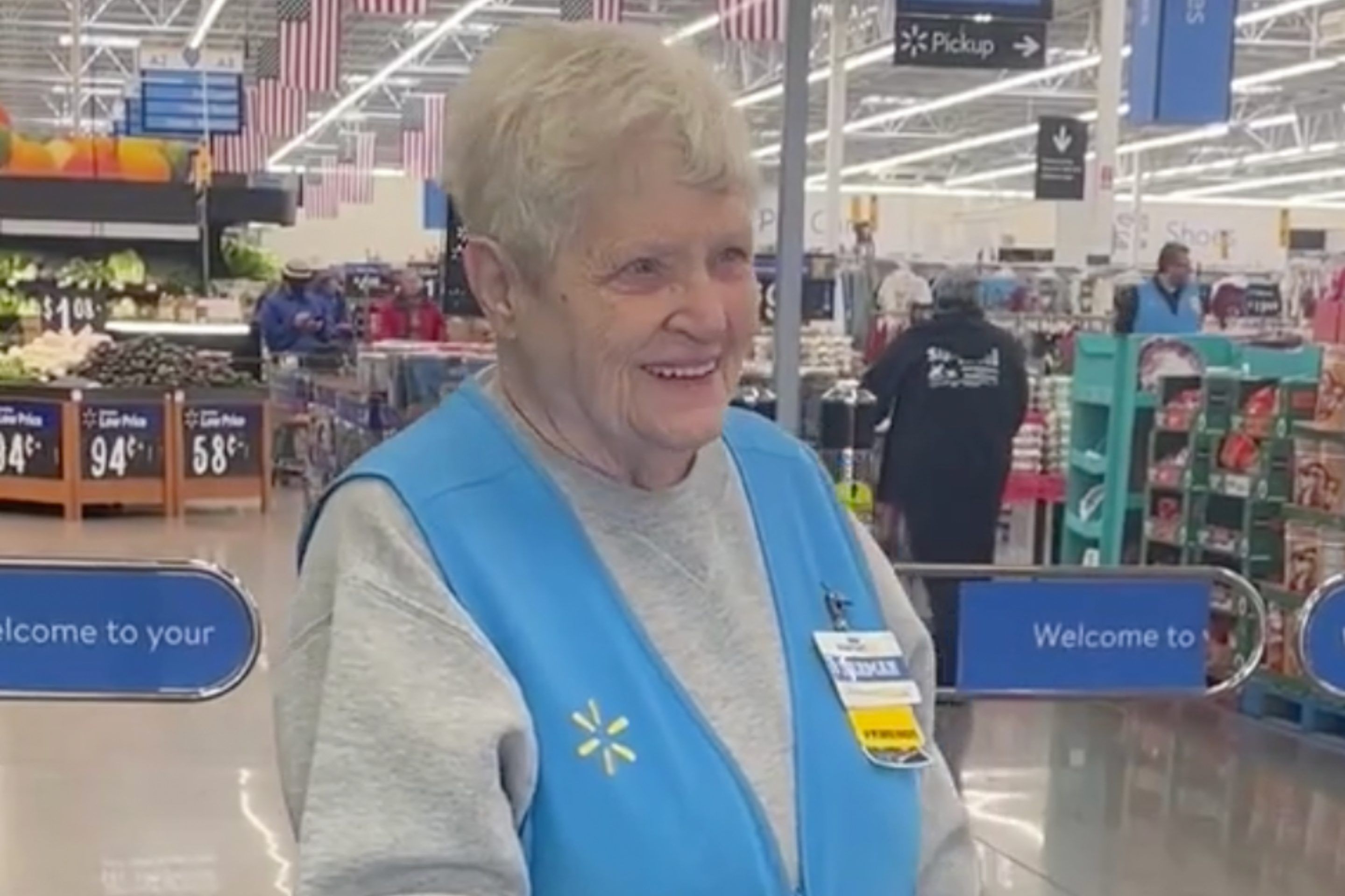 The internet raised $130k for an 82-year-old Walmart…