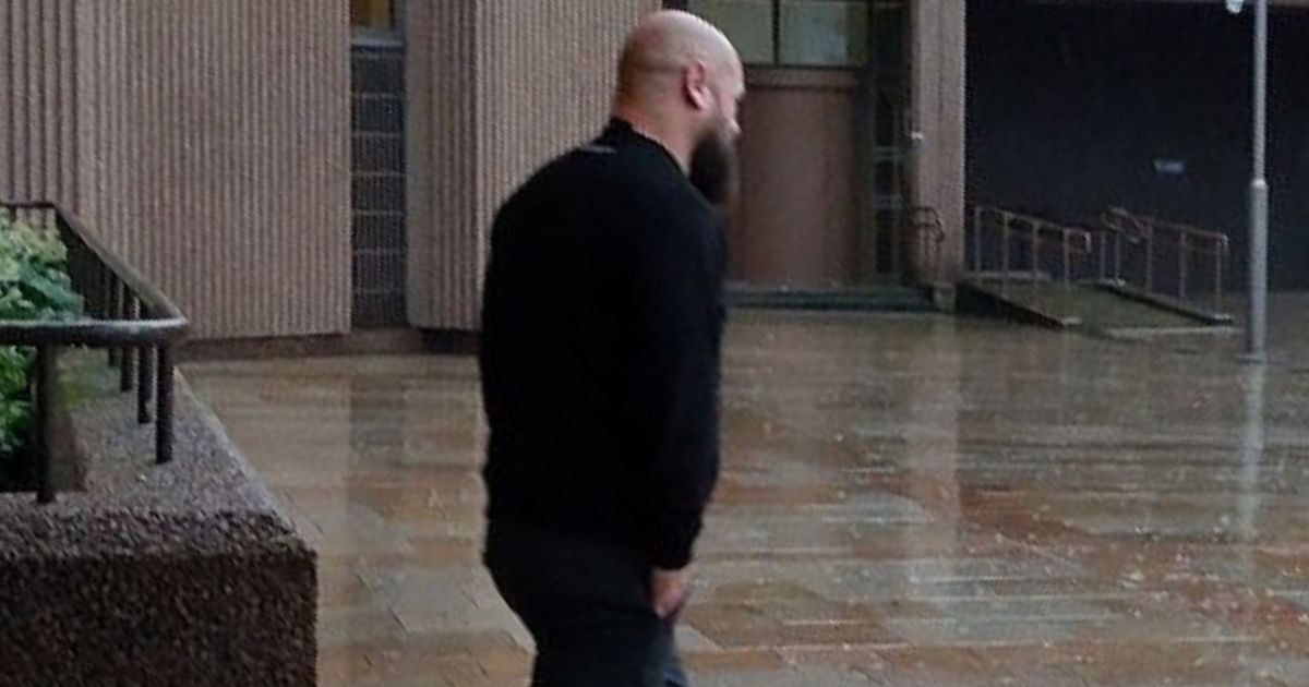 Woman conned by dodgy builder 'went to her grave'…