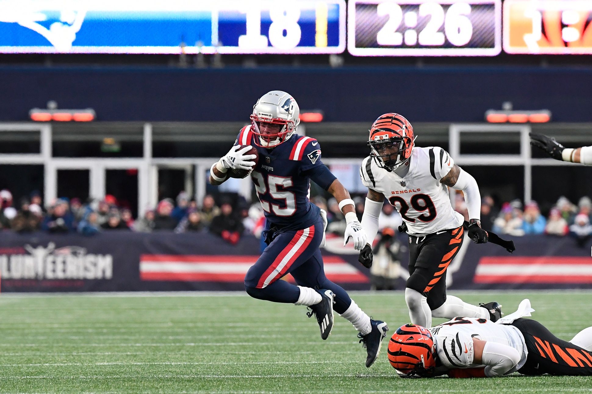 Insane Marcus Jones stat gives life to Deion Sanders…