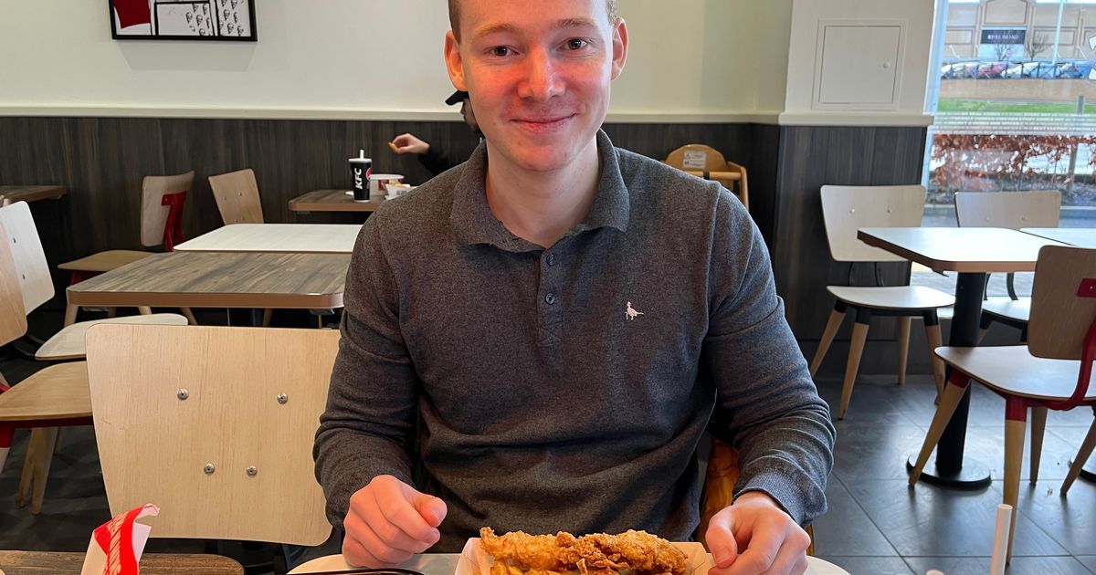 We tried Edinburgh's worst rated fast food restaurant…