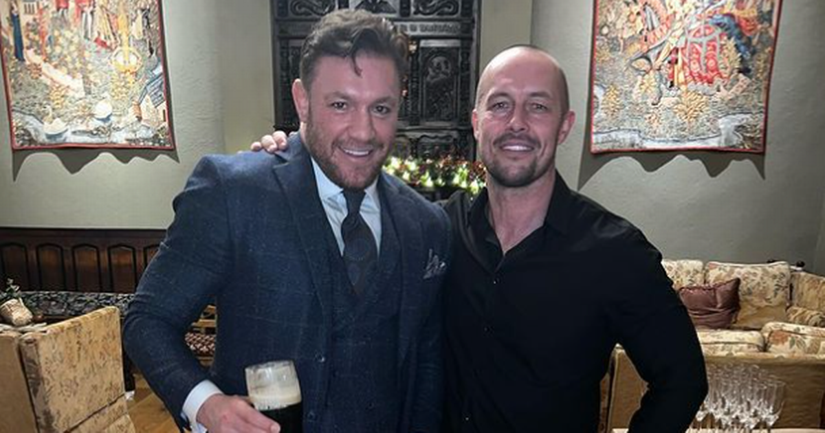 Conor McGregor congratulates sister Erin after…