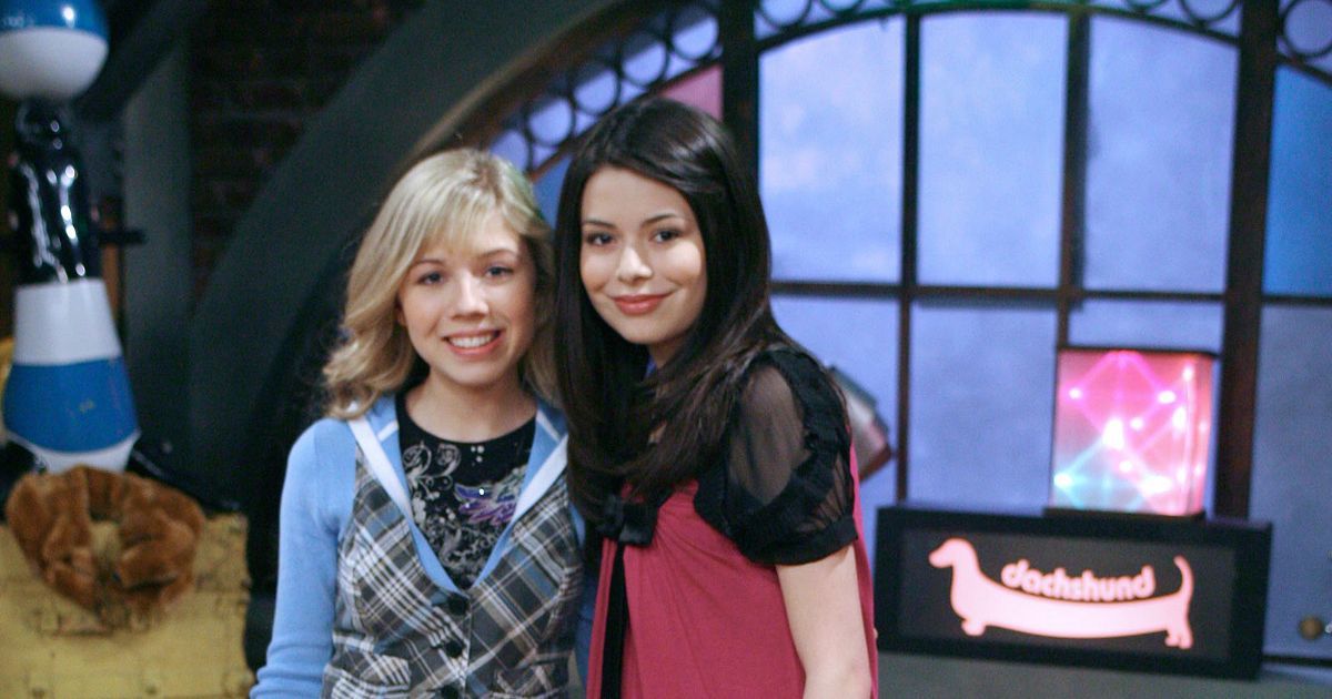 Cast of iCarly 10 years on - from heartbreaking…