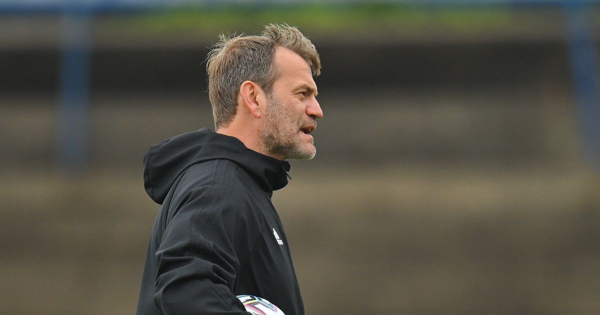 Former Manchester United star makes return to playing…