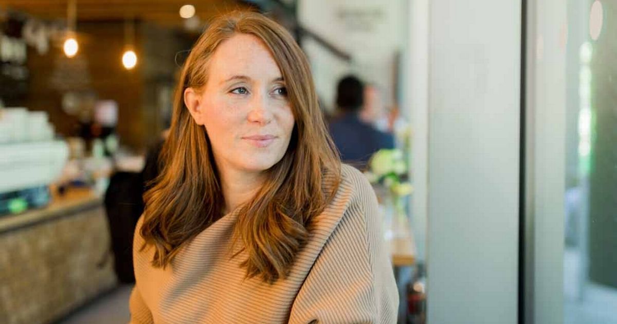 Woman bored of waiting for Mr Right becomes single mum…