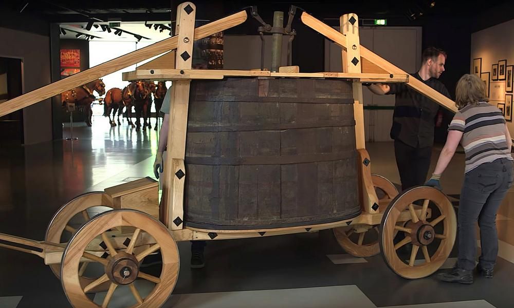 17th-century fire engine restored for Great Fire of…