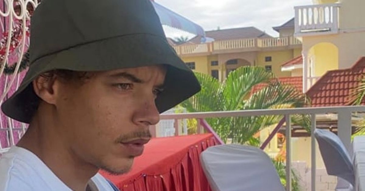 Mum pays emotional tribute to Brit, 33, shot dead in…