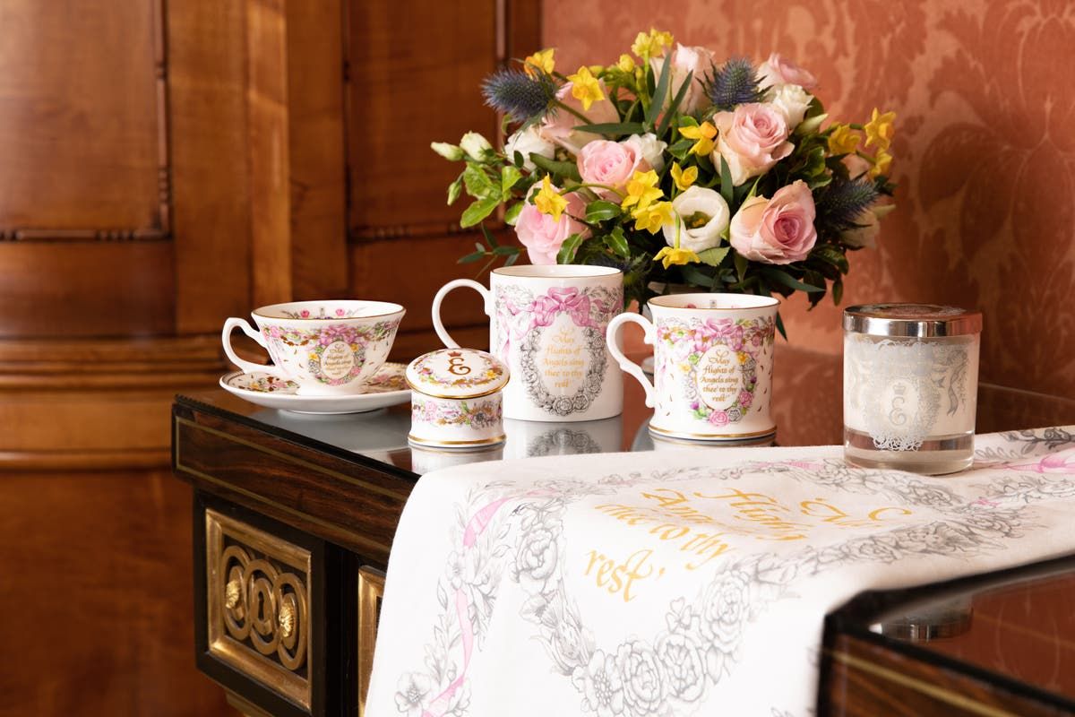 Official chinaware commemorating the Queen’s life goes…