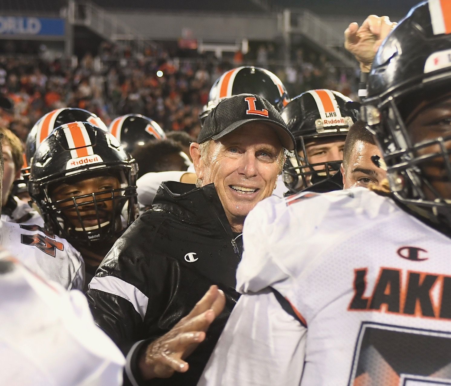 Lakeland (Fla.) football coach Bill Castle retires…