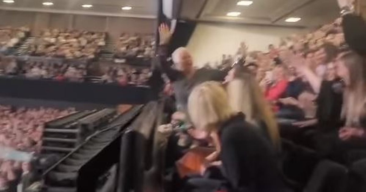 Denise Welch and Tim Healy cheered 'like royalty' at…