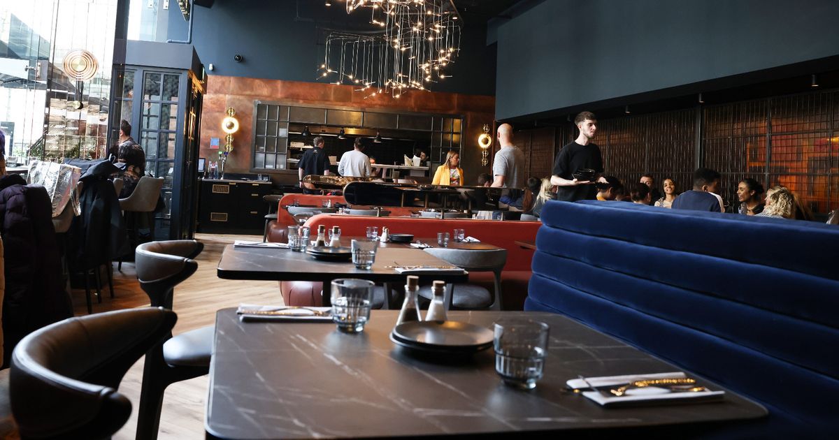 Popular Manchester bar responds to bizarre customer…