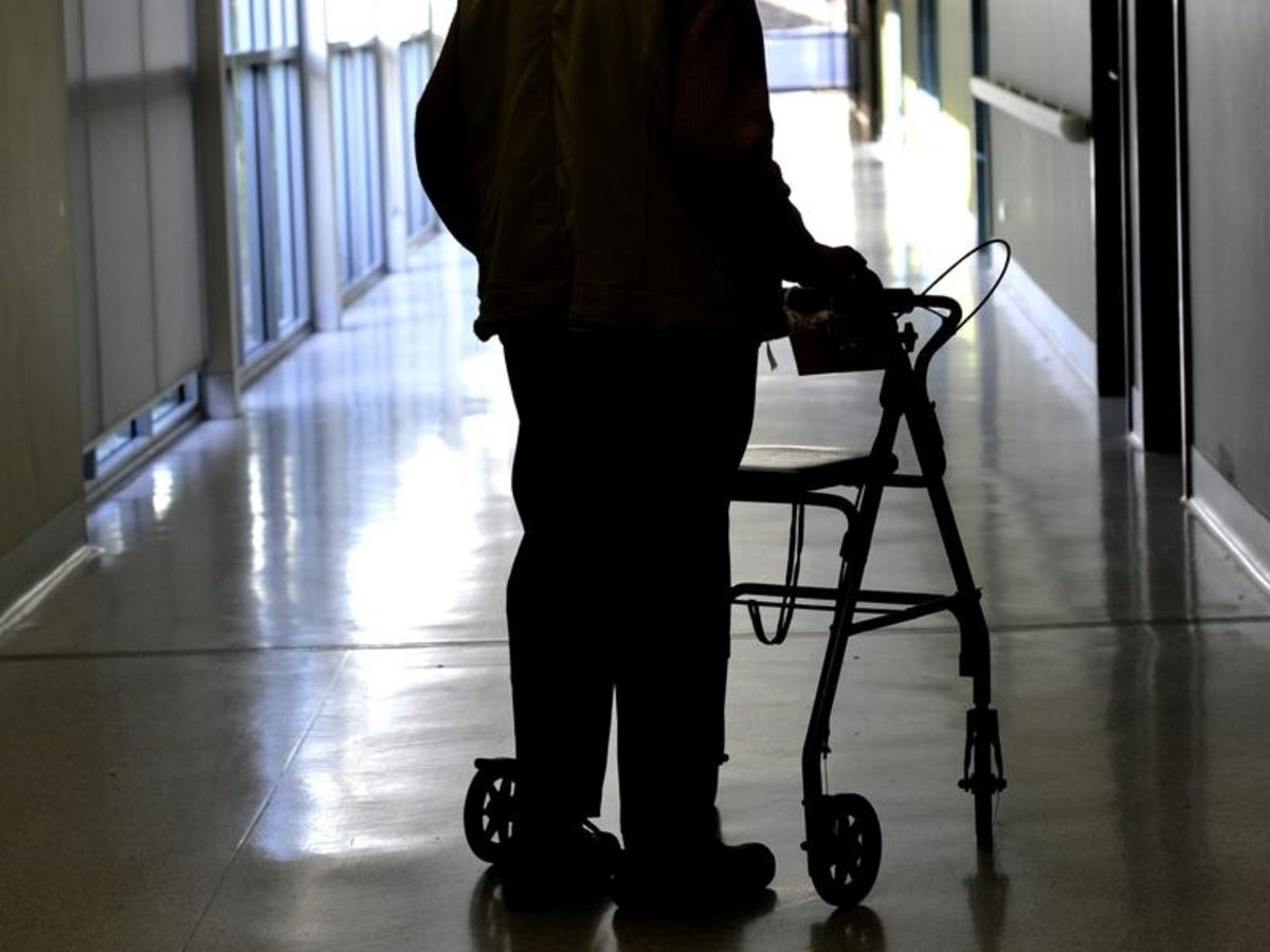 Failed mobility hoist led to woman's death