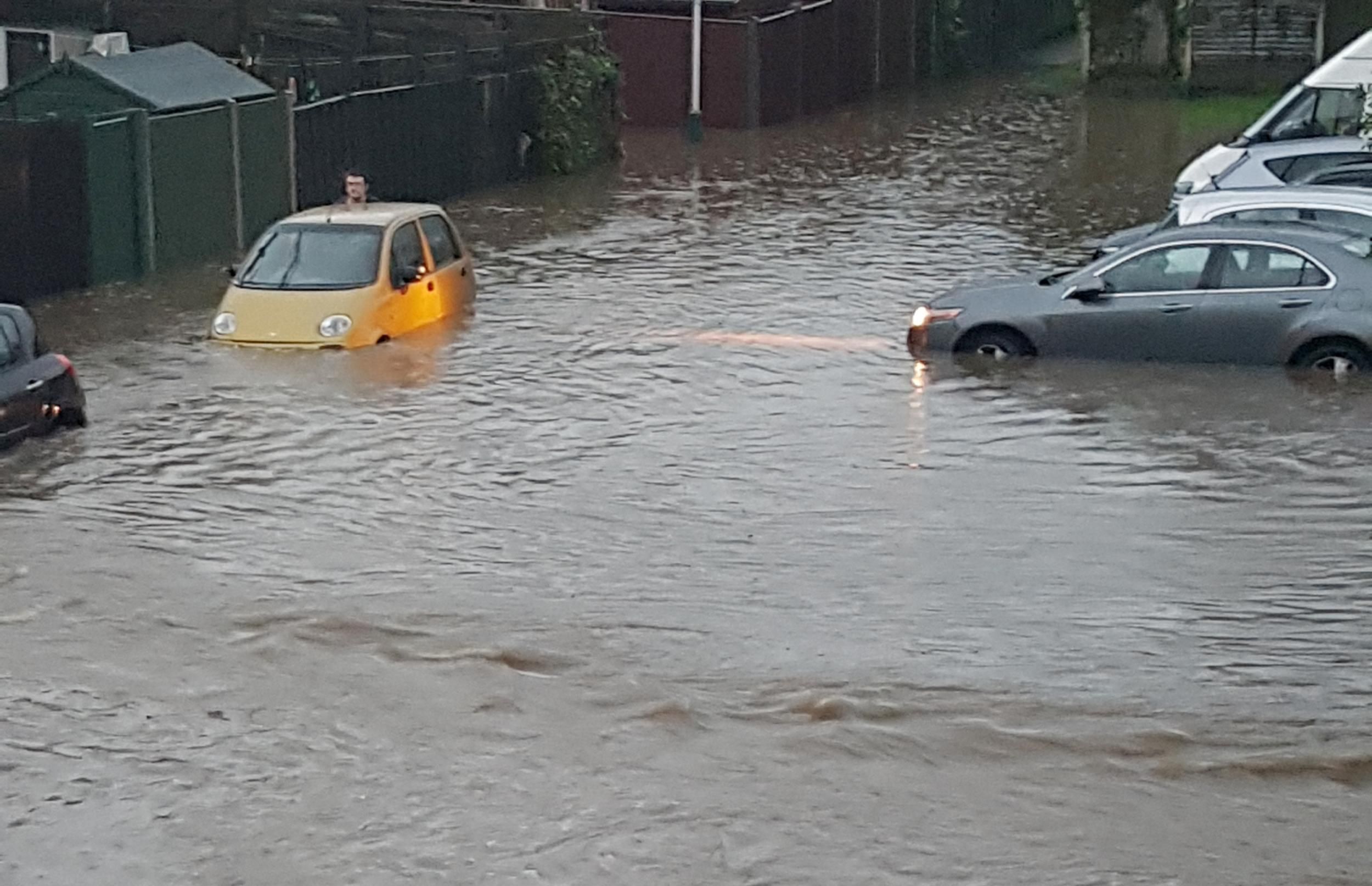 UK weather: London and South East hit by flash…