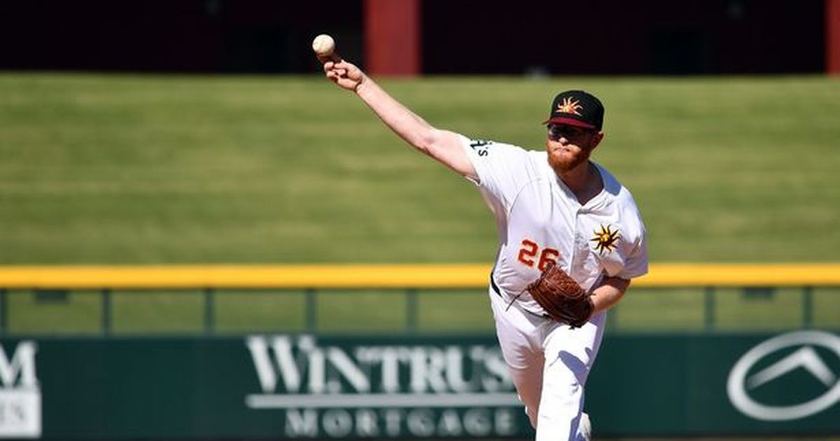 Two doppelganger baseball stars with same name take…