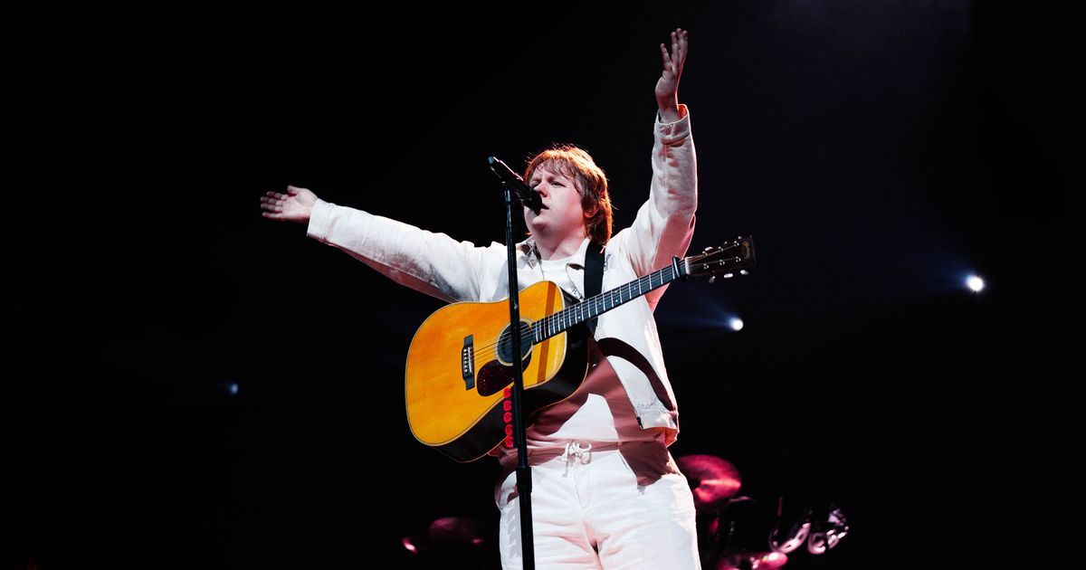 Lewis Capaldi's spectacular night at Leeds First…