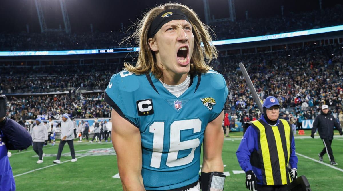 Trevor Lawrence Appears to Celebrate Jags’ Win at…