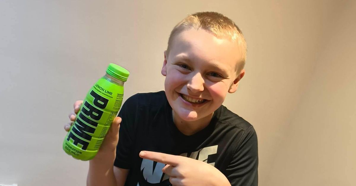 Mum praises young lads as son left 'speechless' after…