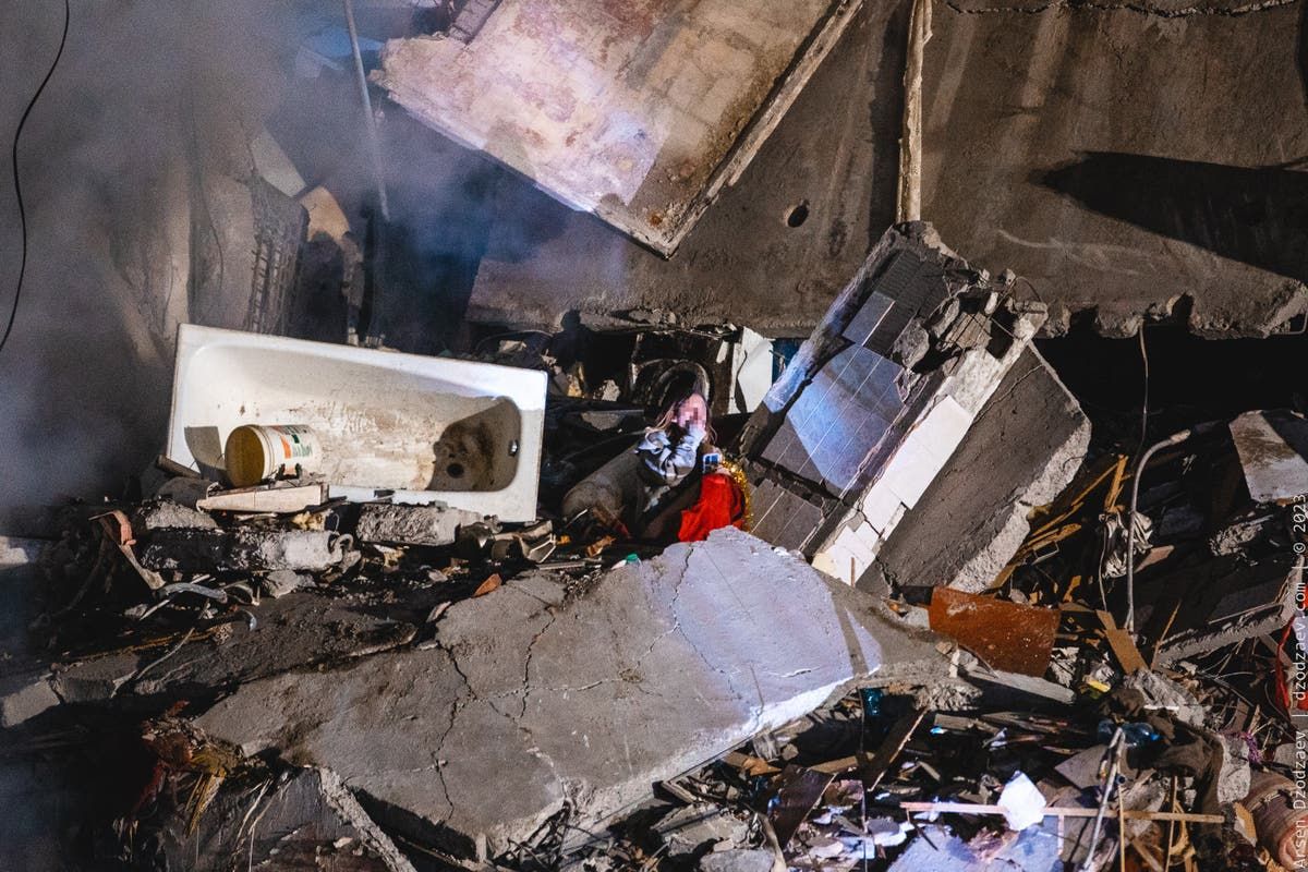 Ukrainian photographer describes taking ‘horror’…
