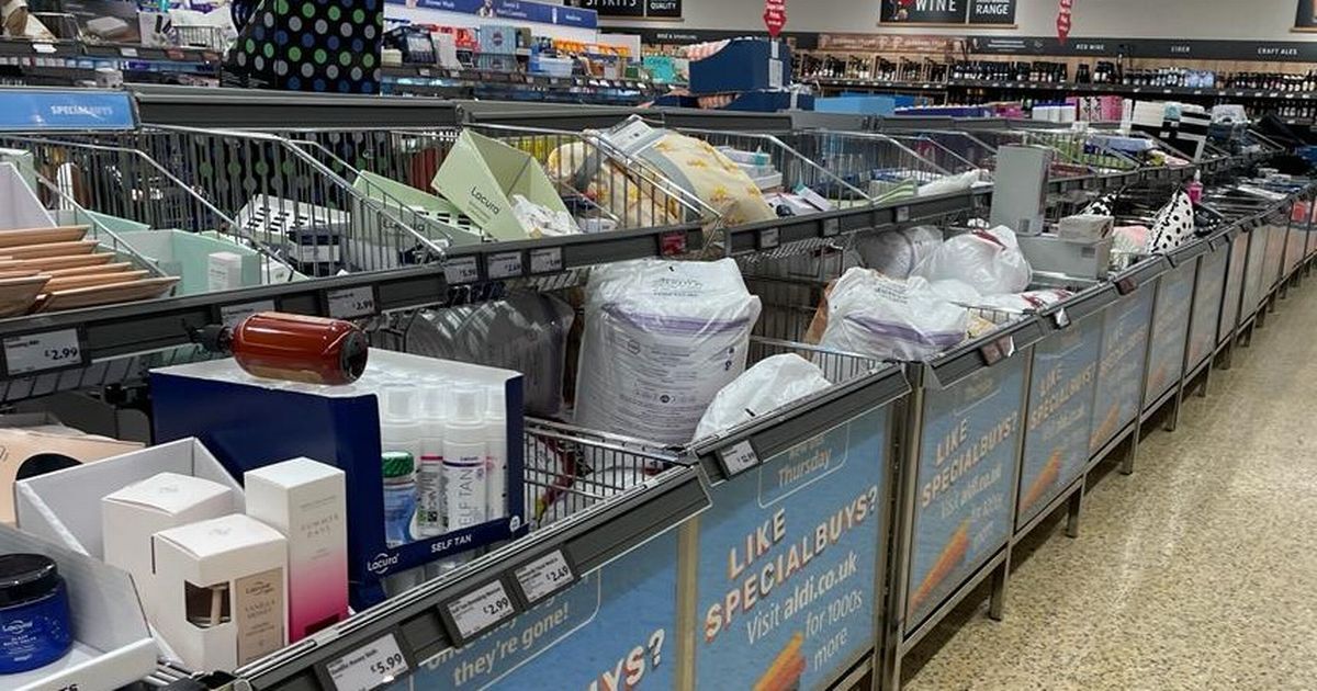 Aldi £6.99 perfume dupe 'almost identical' to £110 Jo…