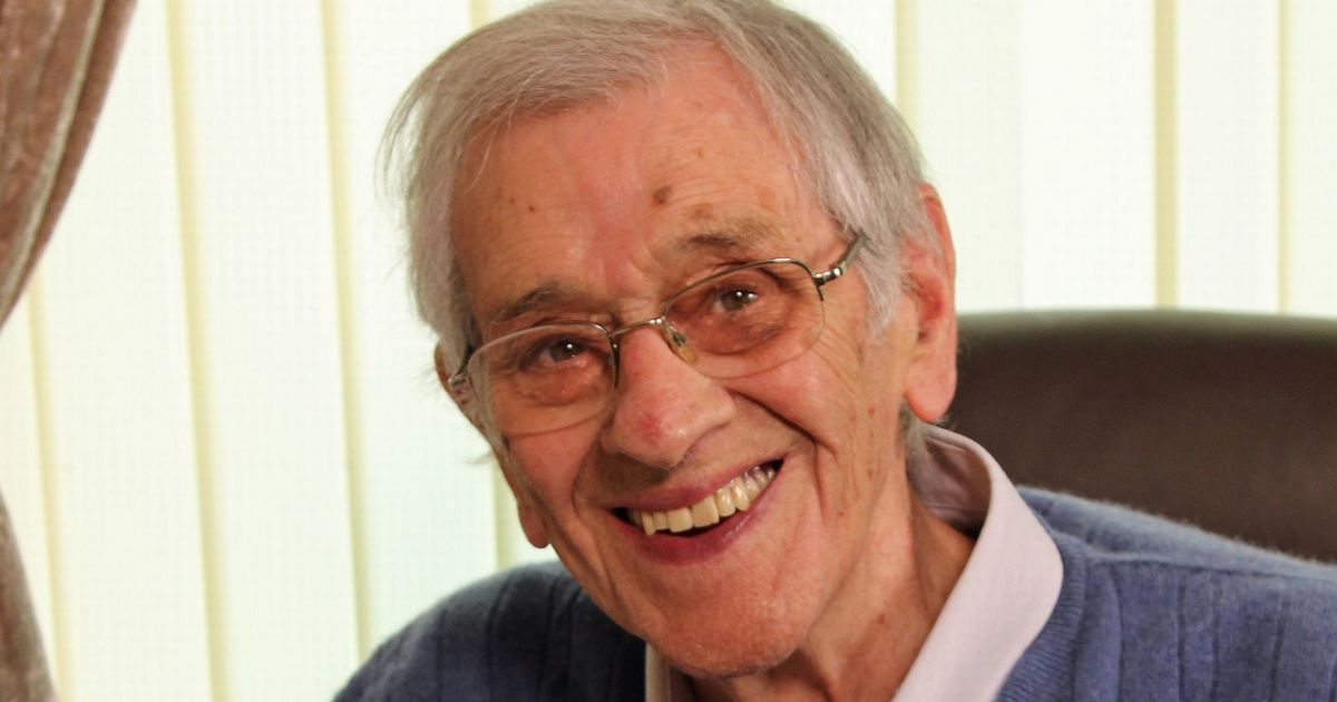Beano illustrator David Sutherland dies weeks after…