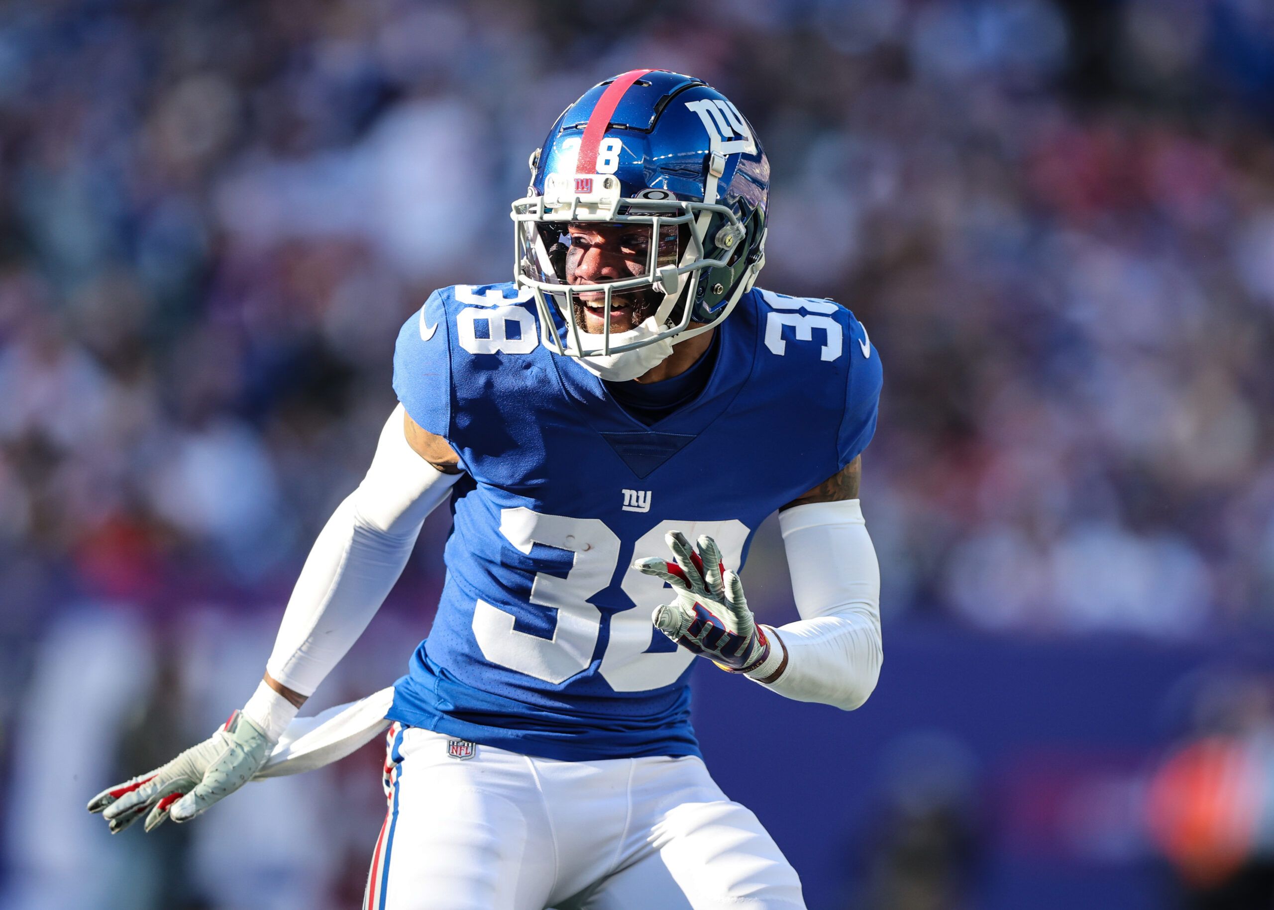 Giants elevate Zyon Gilbert, Makai Polk from practice…