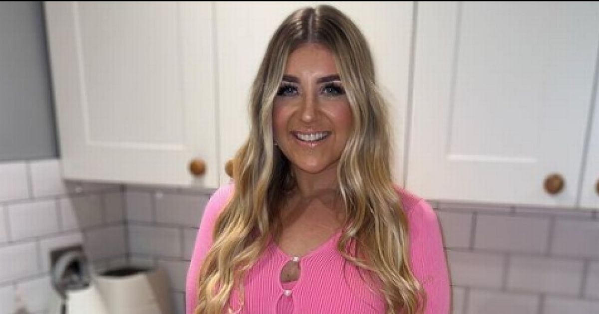 Gogglebox star Izzi Warner looks gorgeous in new snap…