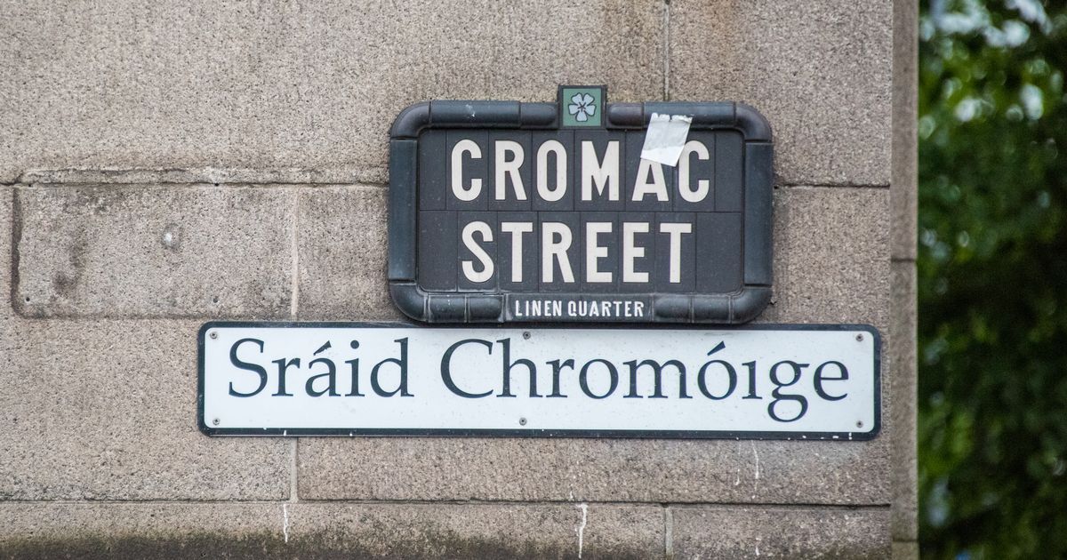 Belfast Irish language street signs issue raised as…
