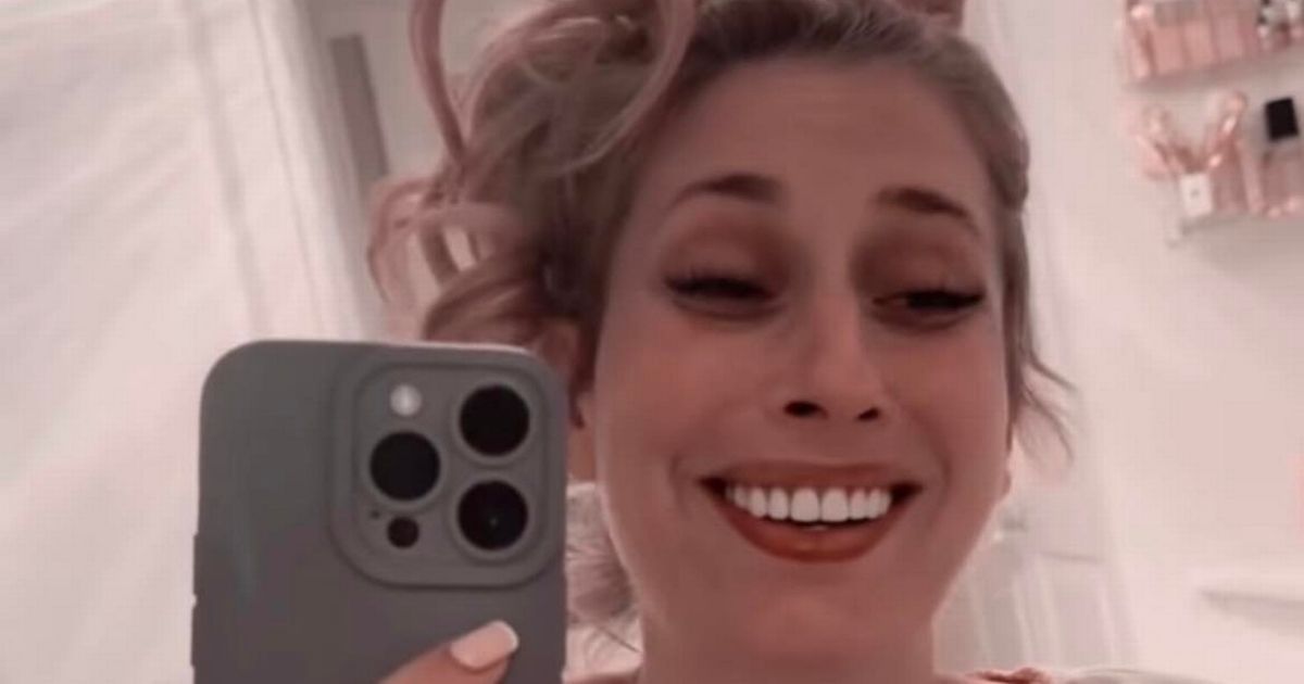 Stacey Solomon shares new pregnancy struggle as she… Stacey Solomon shares new pregnancy struggle as she…