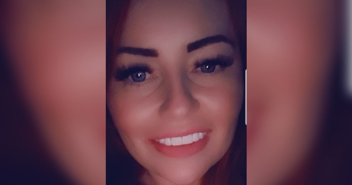 Horrified mum 'can't stop crying' after Turkey teeth…