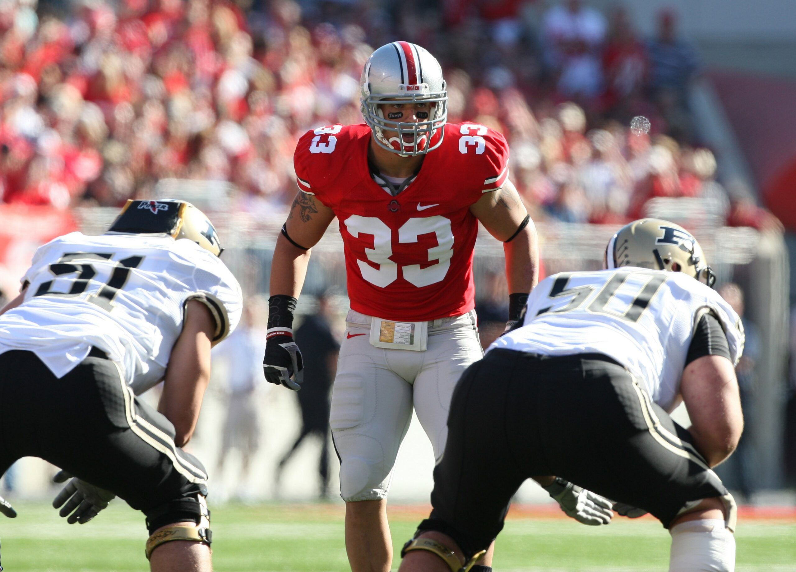 Best photos of James Laurinaitis in an Ohio State…