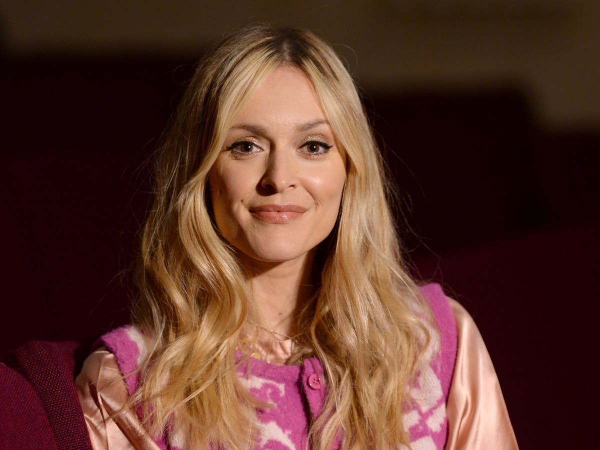Fearne Cotton calls out body-shaming comments about…