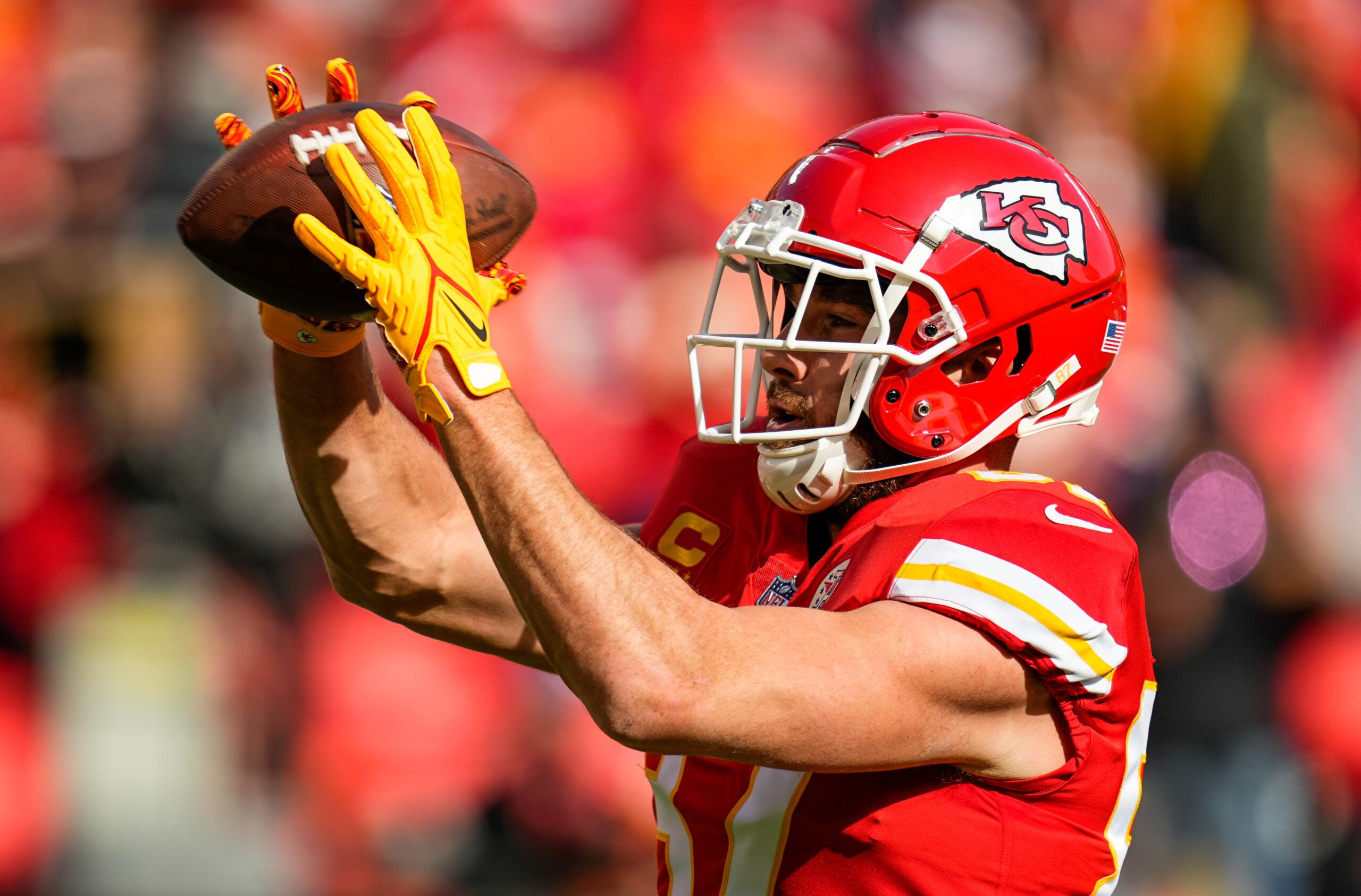 Latest updates on Chiefs TE Travis Kelce’s back injury