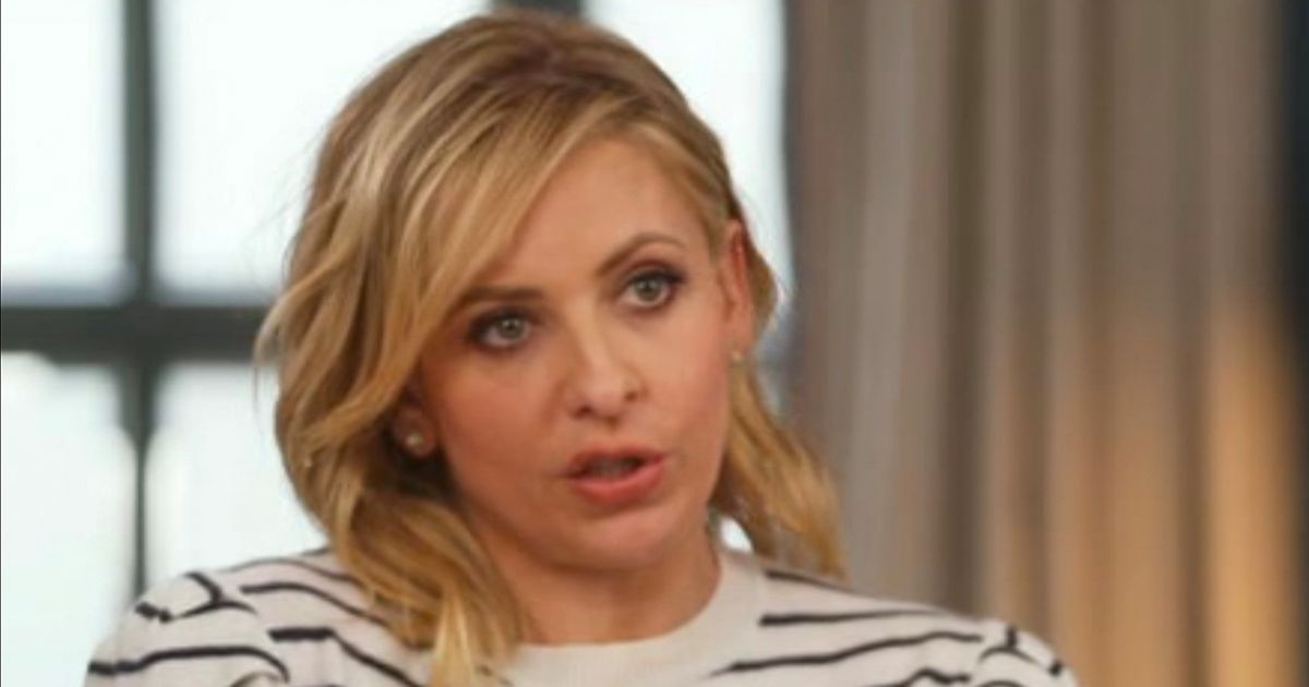 Sarah Michelle Gellar tears up as she shares sweet…