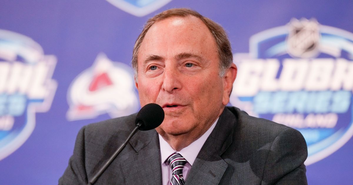 NHL commissioner Gary Bettman wins lifetime award as…