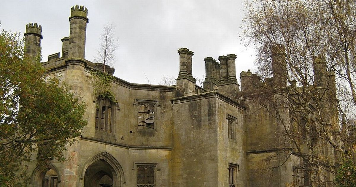 The abandoned 'haunted' Scottish mansion used as an…