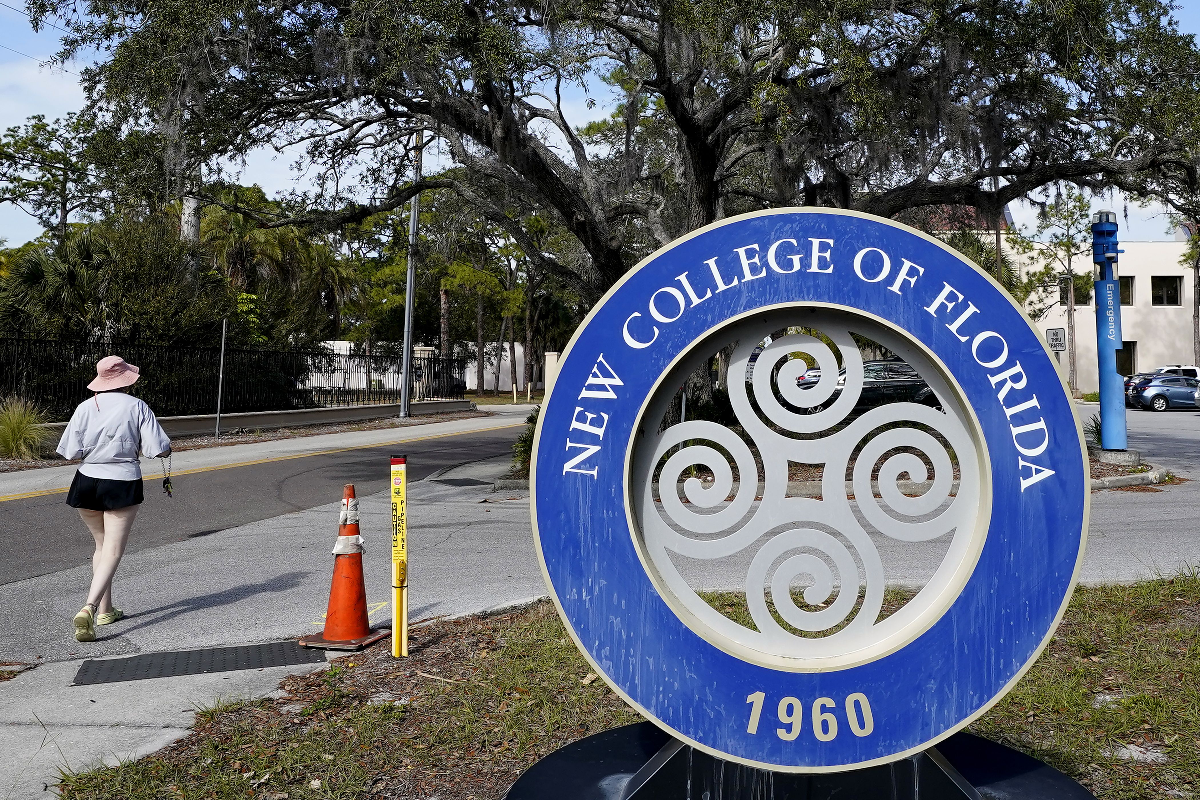 Conservative trustees oust president at Florida’s New…