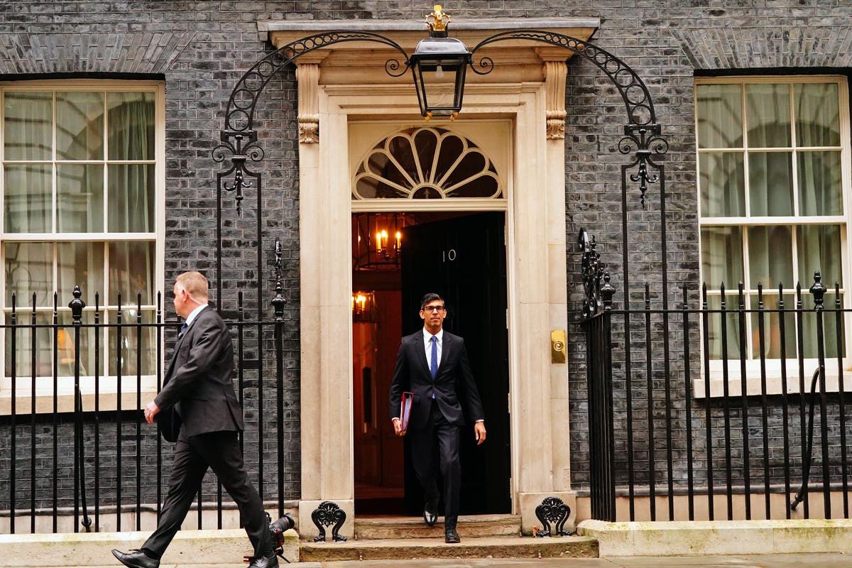 Sunak’s 100 days as PM ‘dogged by swamp of sleaze…