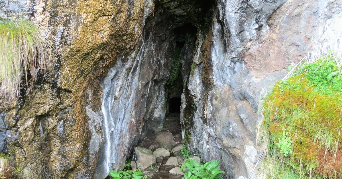 The terrifying history of Scotland's 'Massacre Cave'…