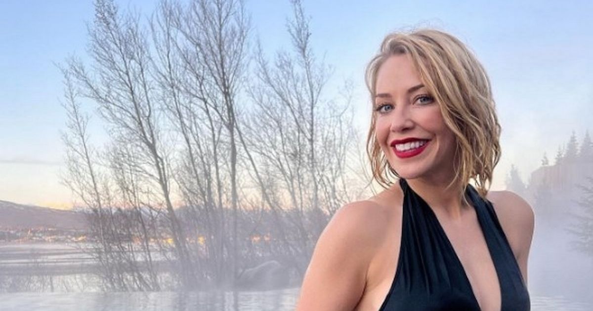 A Place In The Sun's Laura Hamilton treats fans to…