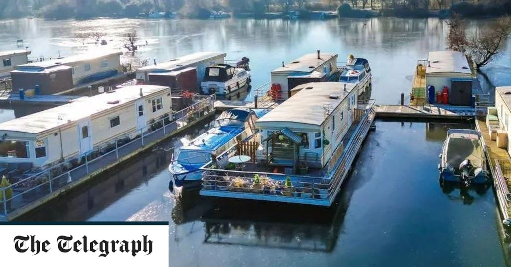 Artist proves that her caravan may float but it’s not…